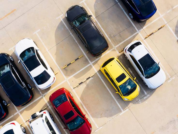 ¿Cómo funcionan las zonas de parqueo pago en Bogotá?